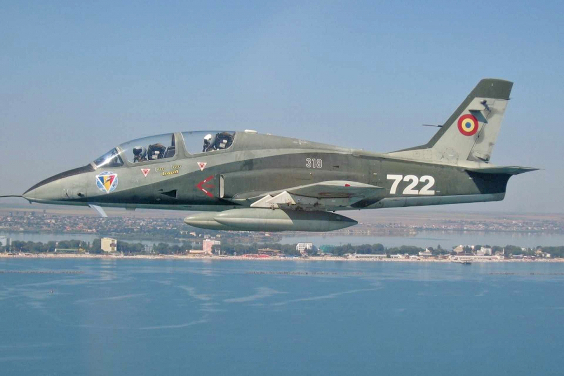 Armata Română, nou avion de luptă cu rachete germane - Lovitura de Presa