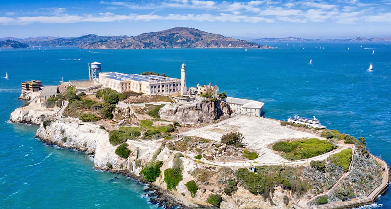 Trump redeschide închisoarea Alcatraz - Lovitura de Presa