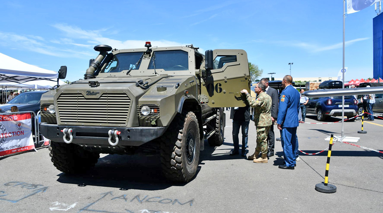Apare primul blindat 4X4 total românesc - Lovitura de Presa